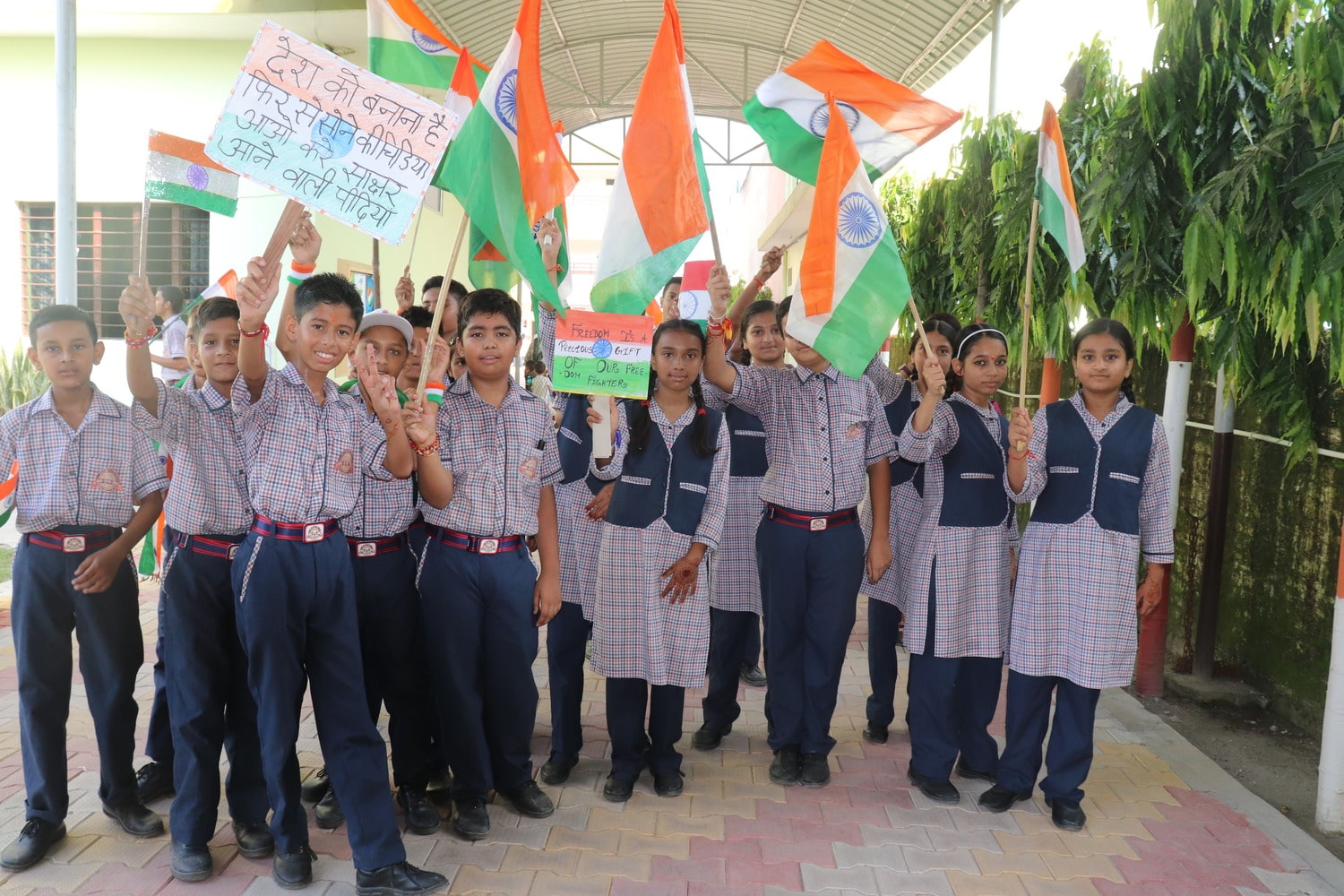 Photo Gallery – Divine Light School