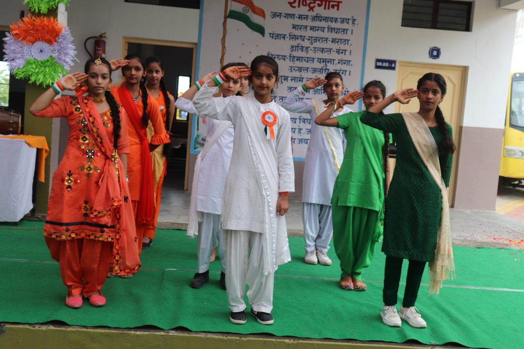 Photo Gallery – Divine Light School