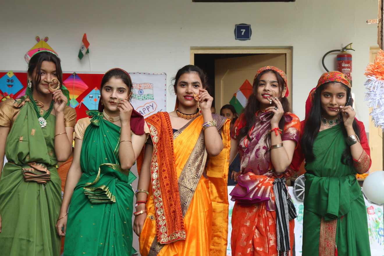 Photo Gallery – Divine Light School