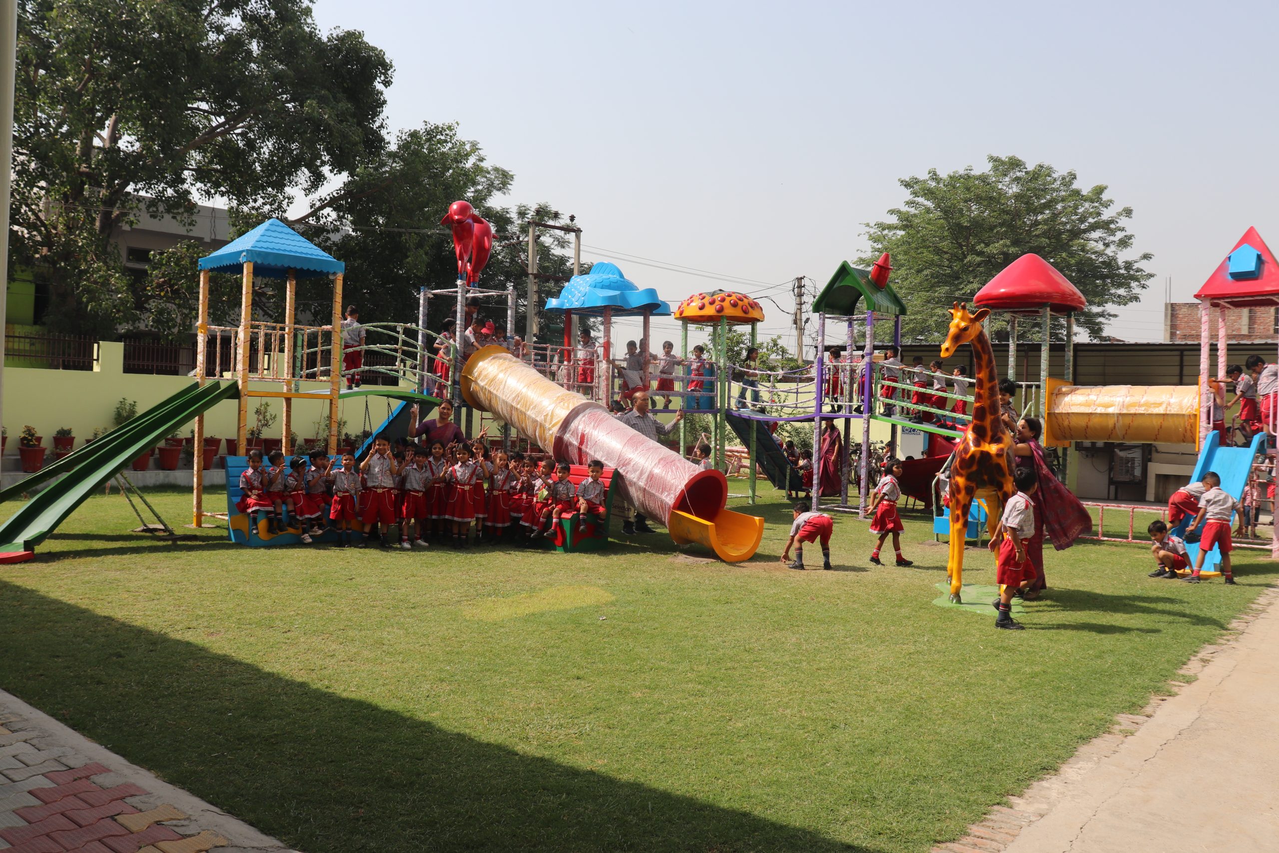 Photo Gallery – Divine Light School